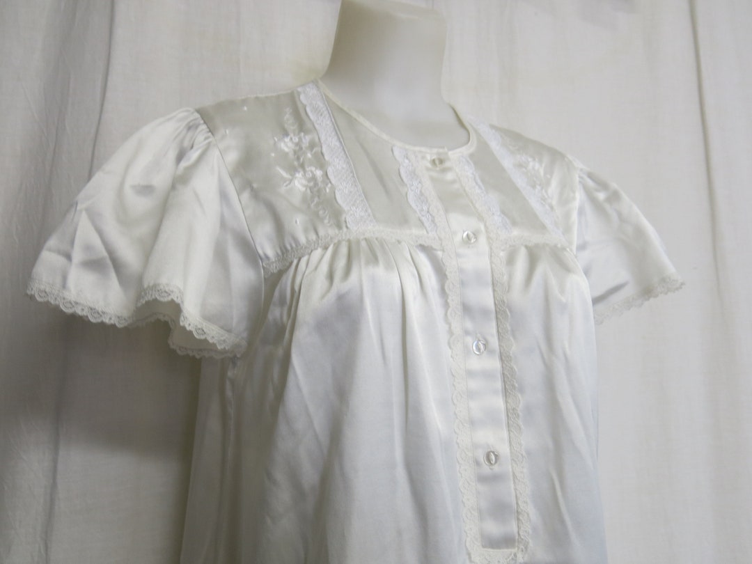 Old Fashioned Satin Nightgown White Nightgown Small Cotton Lined - Etsy