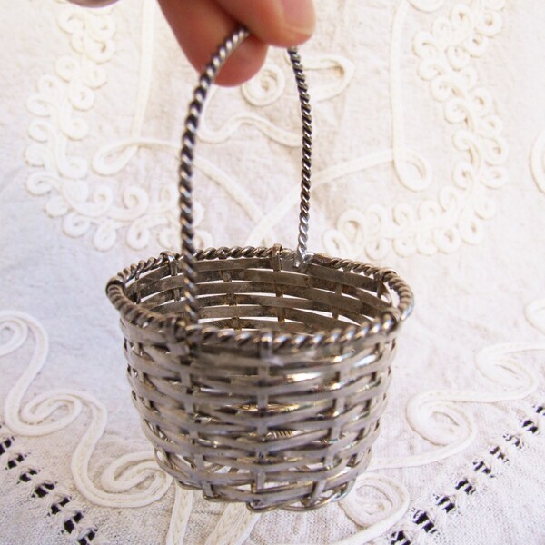Small Metal Basket - Etsy