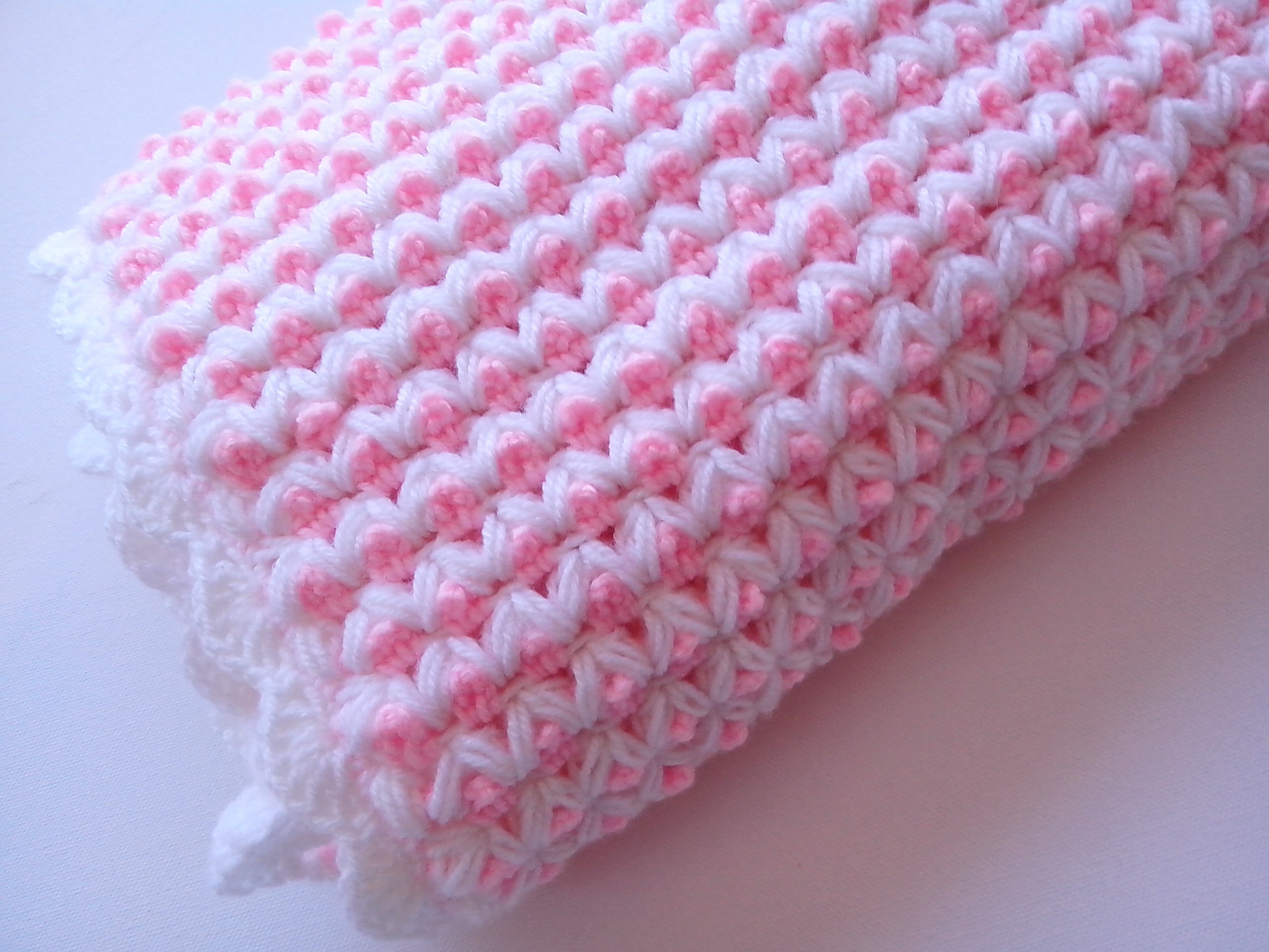 Schema Uncinetto Copertina neonato, Copertina punto puff Ninfea ...