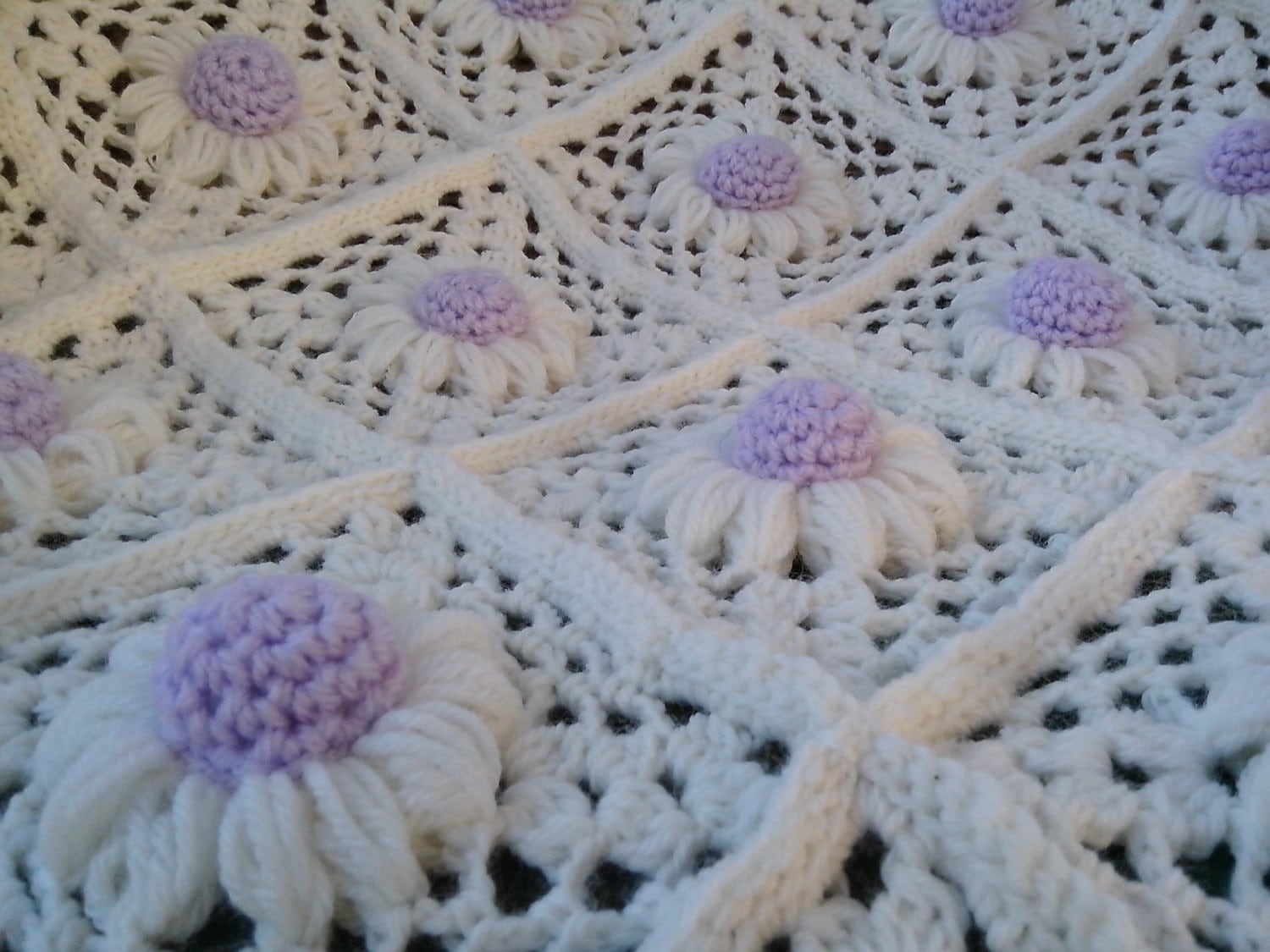 Schema Uncinetto Copertina Neonato, Copertina Margherite Lilla, Pattern ...