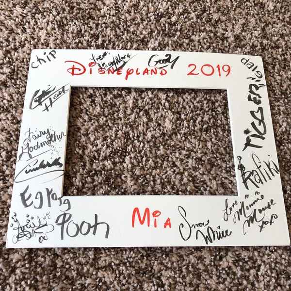 Character Autograph - Etsy