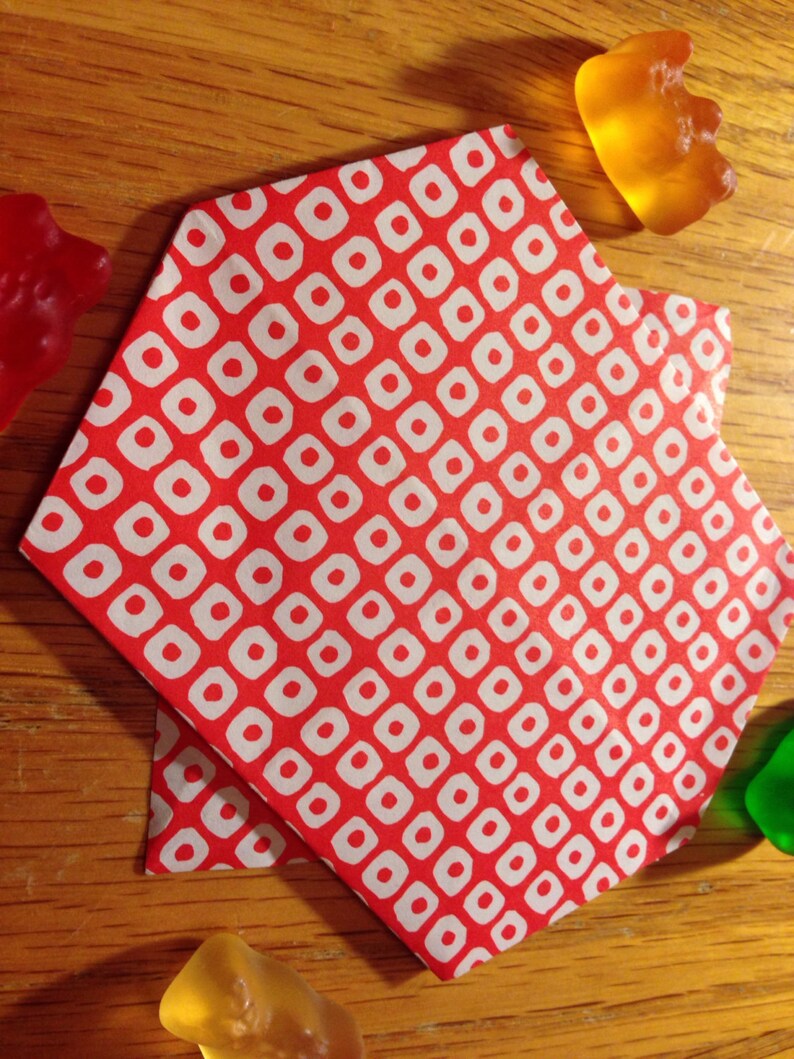 Japanese Hexagon Tato: Origami Envelope or Flat Container | Etsy