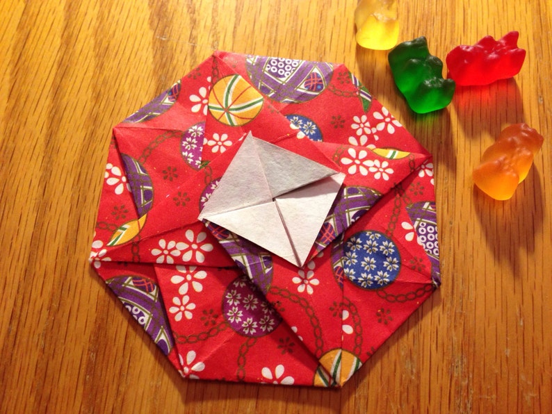 Japanese Octagon Tato: Origami Envelope or Flat Container - Etsy