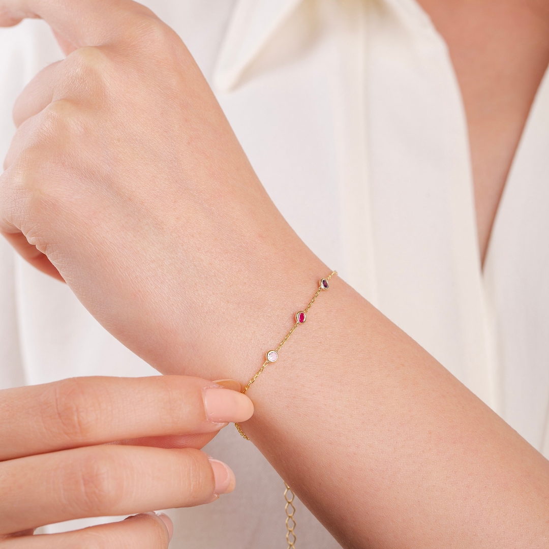 14K Solid Gold Birthstone Bracelet, Personalized Family Jewelry - Etsy