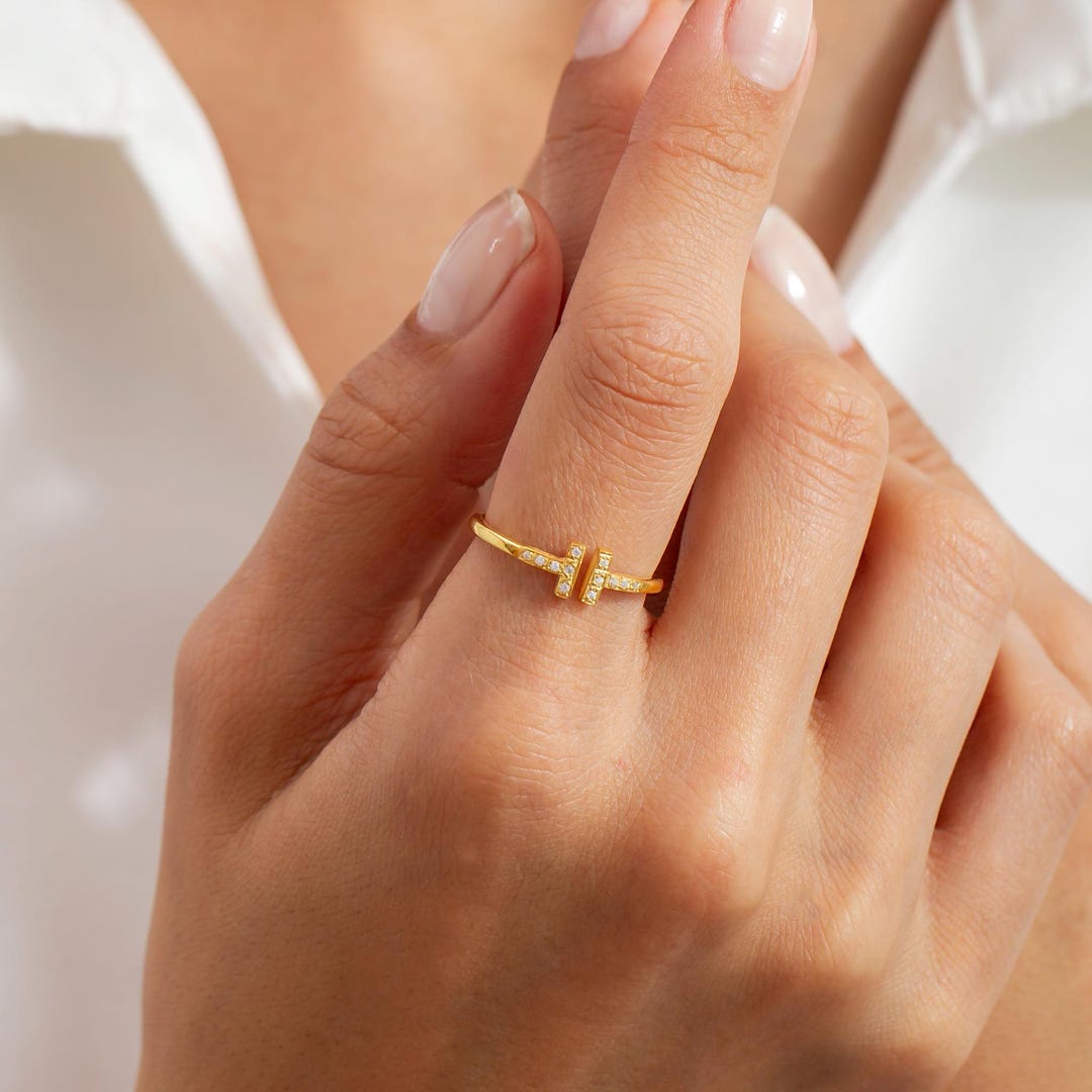 Double Bar Minimalist Ring, Crossover Double T Bar Diamond Ring, Style ...