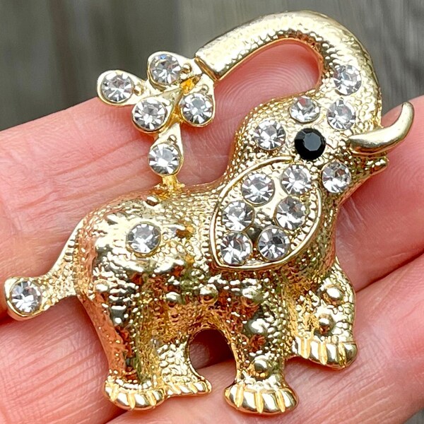 Elephant Brooch - Etsy