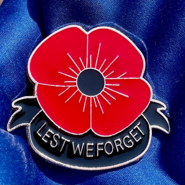 Poppy Lapel Pin - Etsy