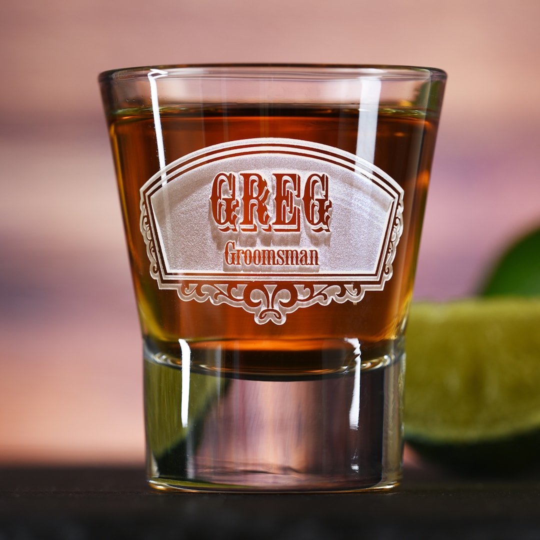 Groomsmen Shot Glasses, Engraved Best Man Gift, Groomsman Design - Etsy
