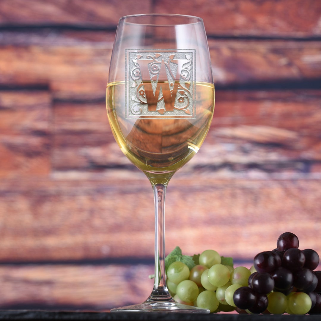 Monogrammed Etched Wine Glass With Initial - Etsy