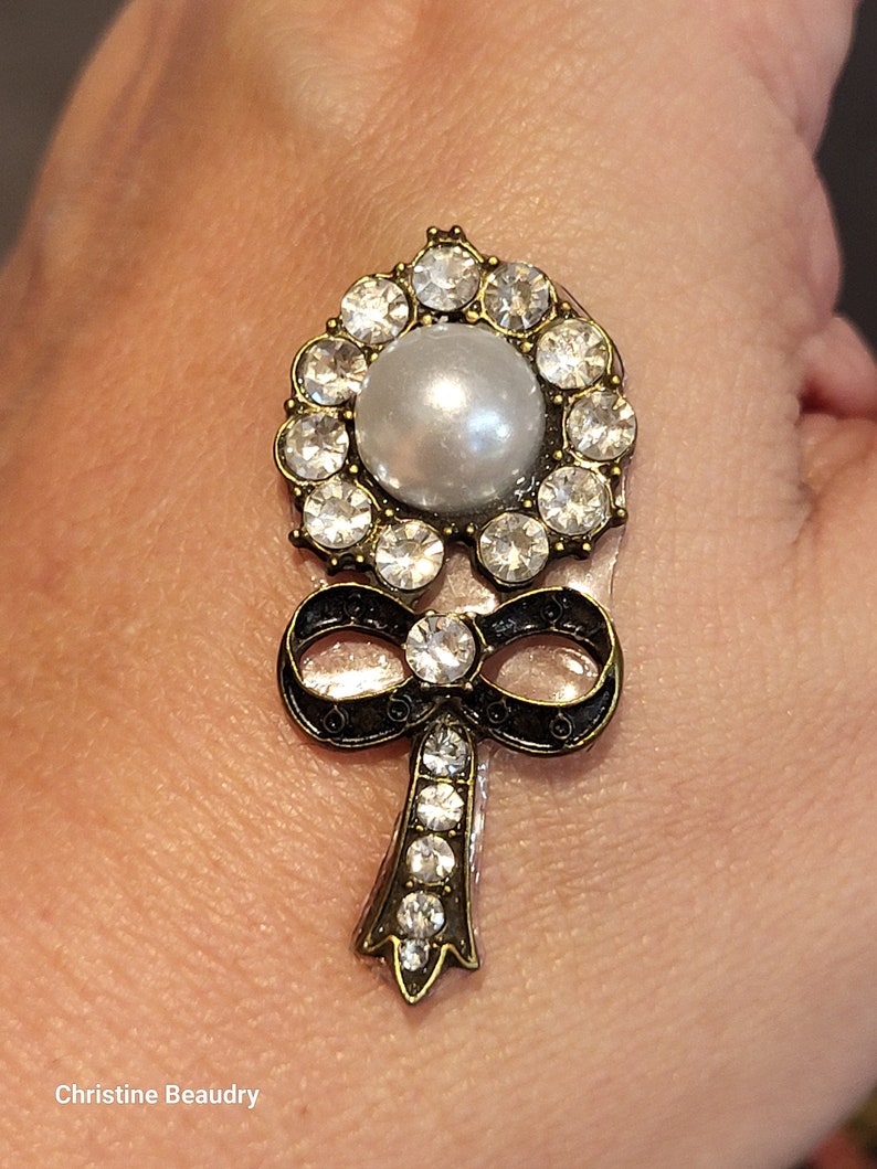 Pearl and Bow Bindi - Etsy