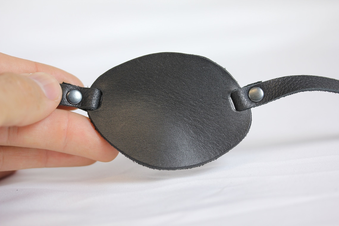 Minimal Flat Eyepatch - Leather Eye Patch - Etsy