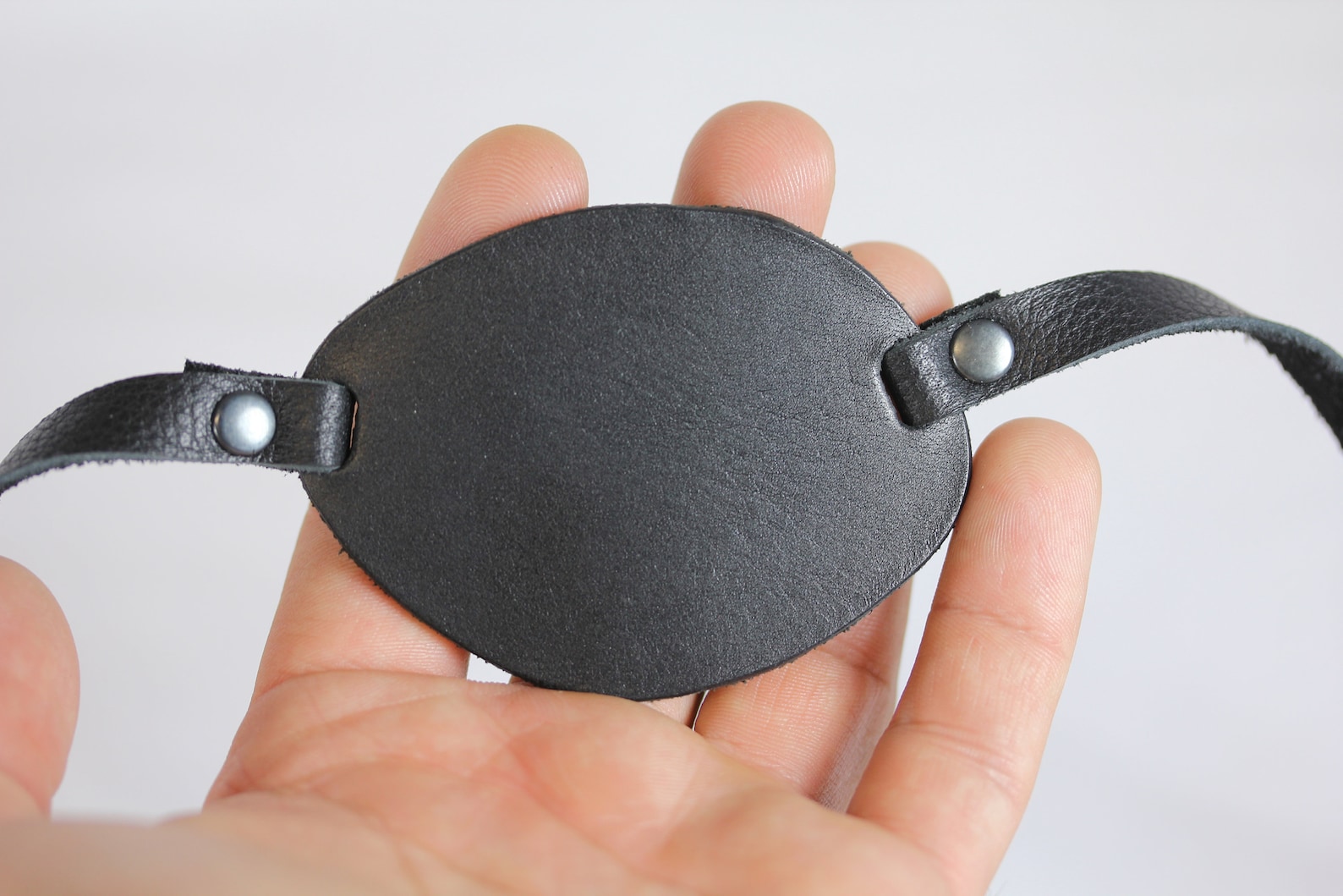 Minimal Flat Eyepatch - Leather Eye Patch - Etsy