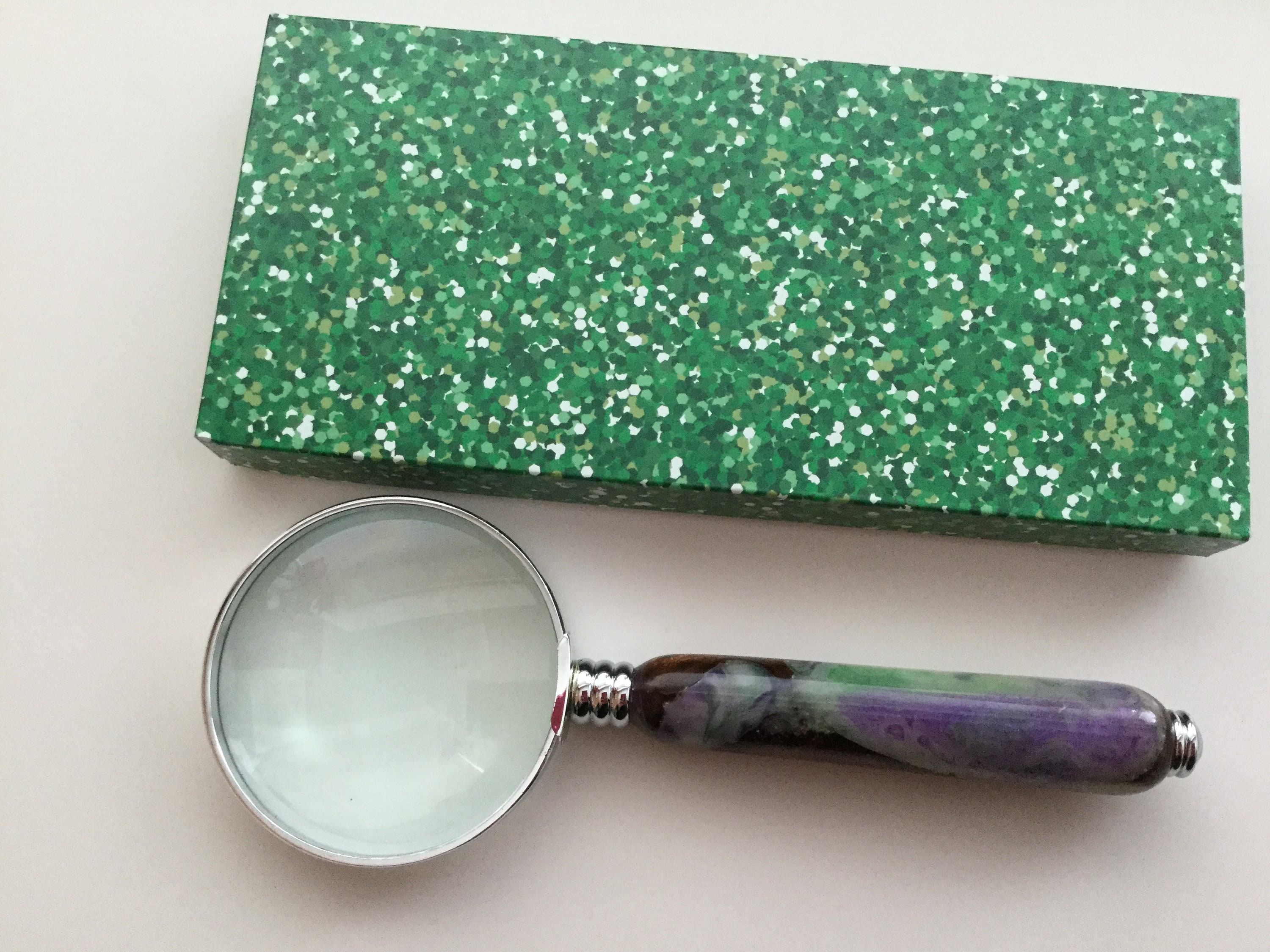 Mag Glass...Approx 5 Times Magnification...Lens is | Etsy