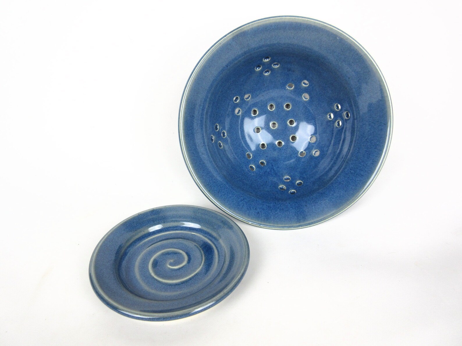 Berry Bowl Pottery Colander With Drip Tray Bowl for Berries - Etsy