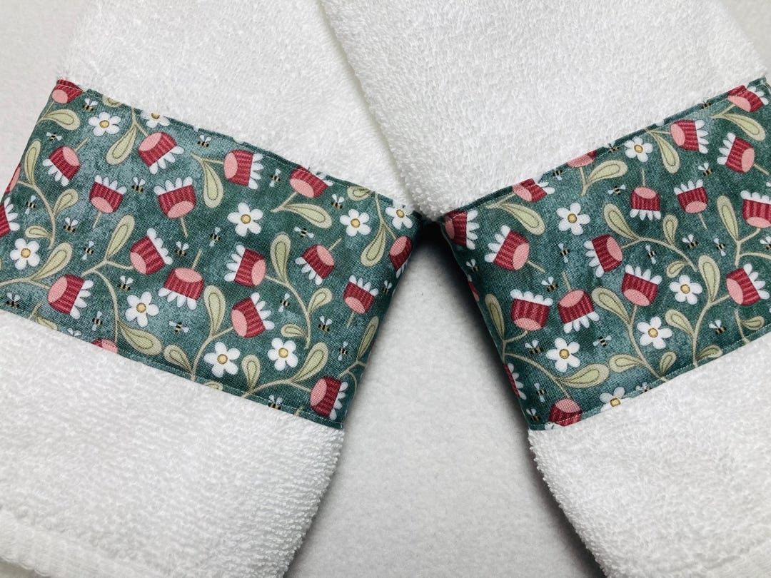 Vintage Flowers Hand Towel Set/ Flowers Bath Towels/ Combo/ Vintage ...