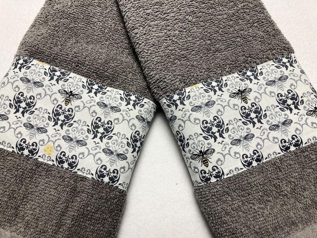 Bee Damask Hand Towel Set/ Bee Bath Towels/ Combo - Etsy