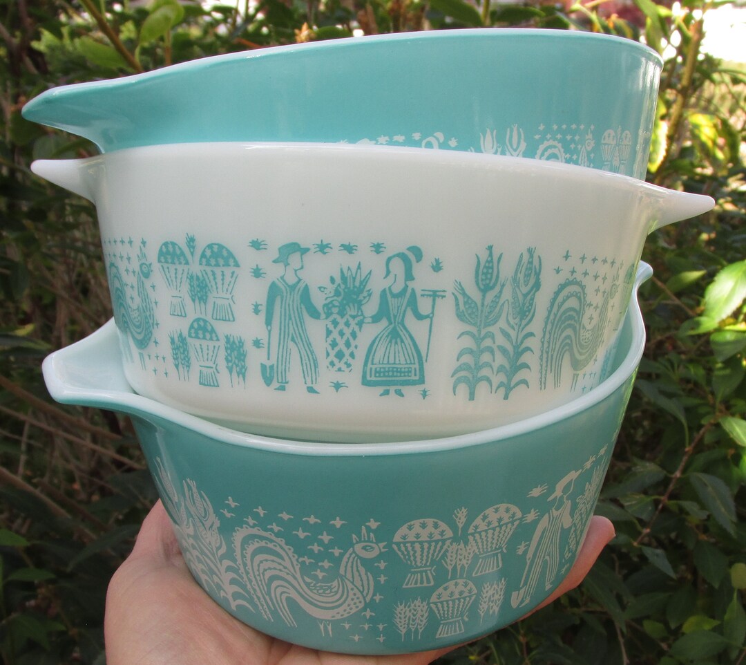 Amish Butterprint Pyrex Casserole Dishes Set of Three Trio Turquoise ...