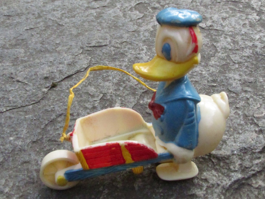Donald Duck Ramp Walker Vintage Toy Walt Disney Plastic - Etsy
