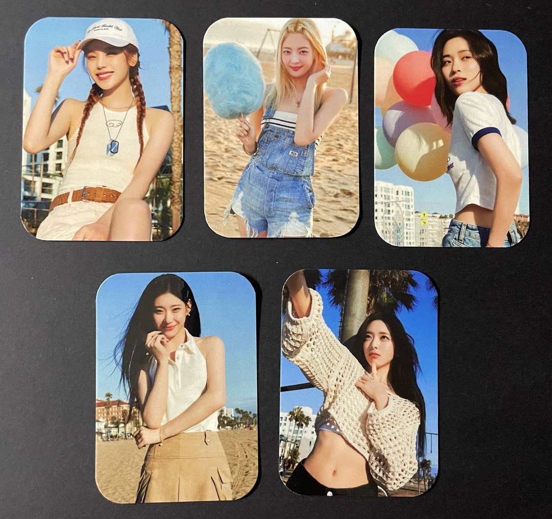 Kpop Itzy Photocards (season's Greetings 2024) - Etsy