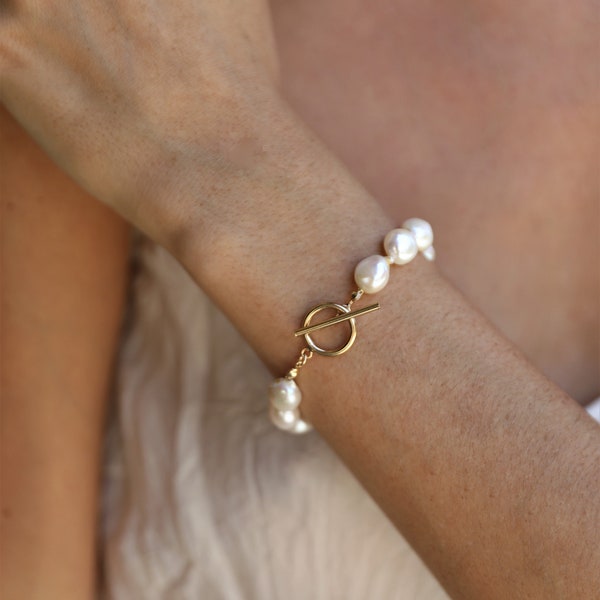 Big Pearl Bracelet - Etsy