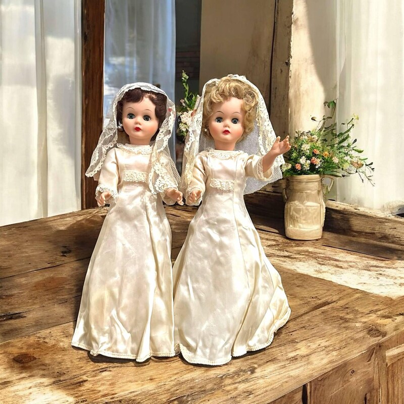 Vintage Bride Doll - Etsy