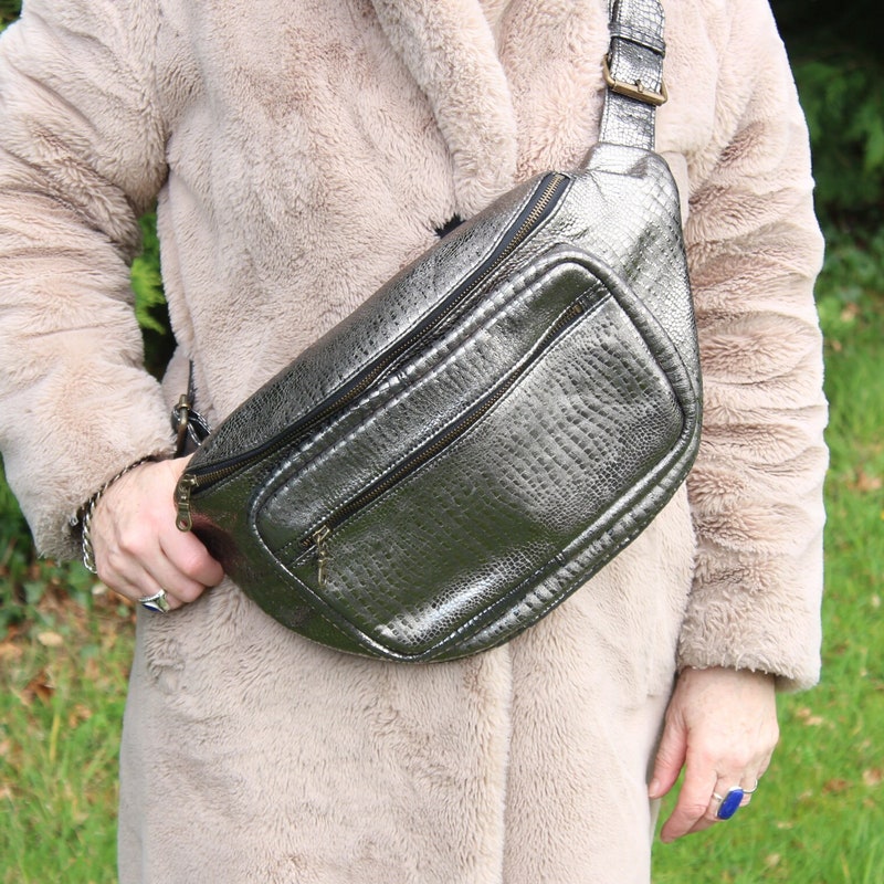 Large Giant Fanny - Etsy UK