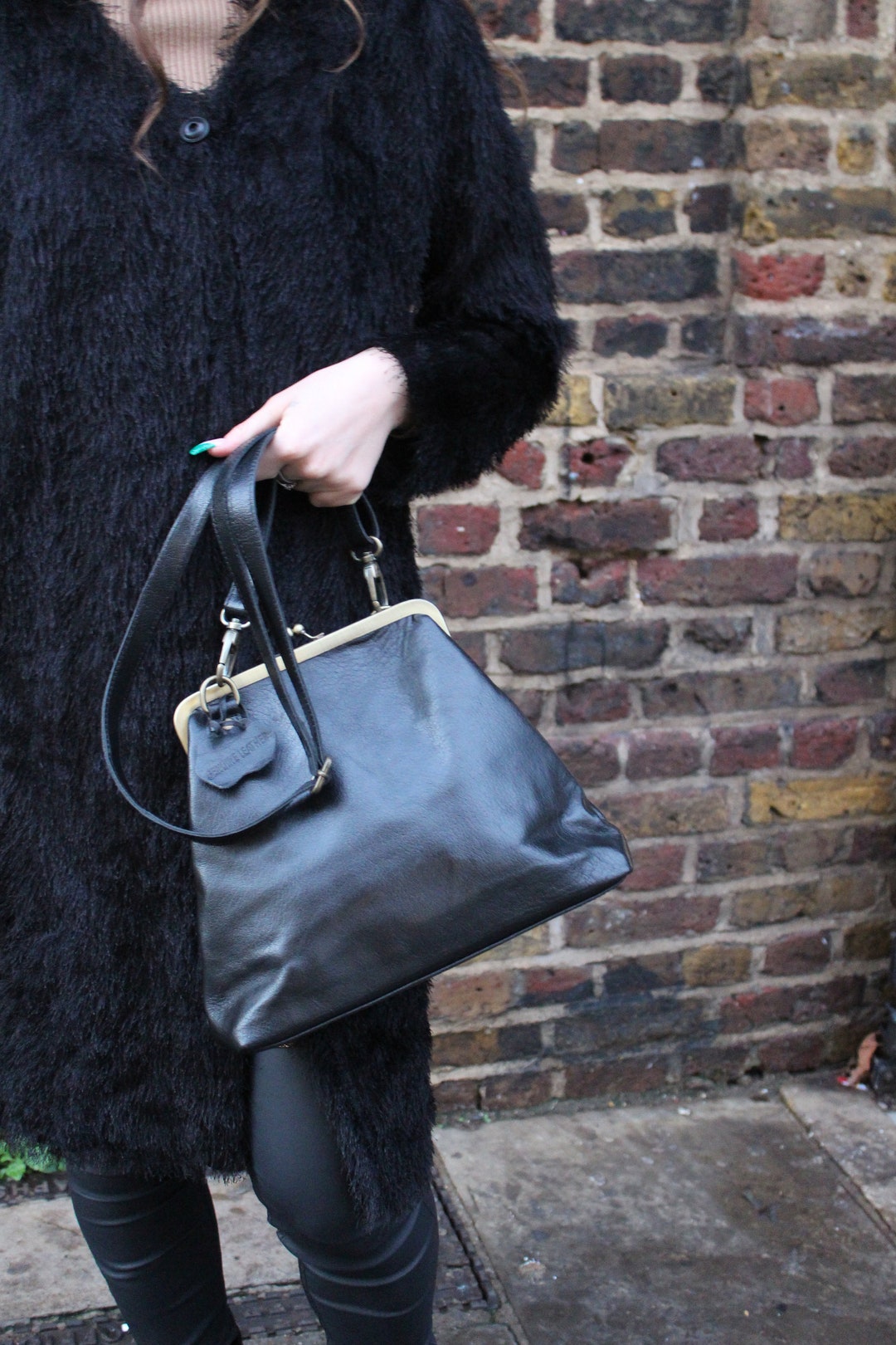 Black Leather Half Maya Variant Cross-body Kissclip Bag | Frame Clip ...