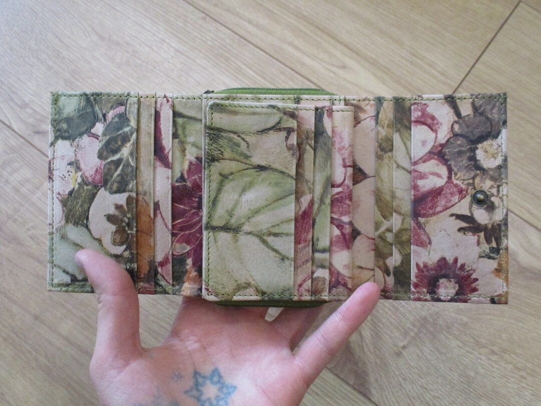 Italian Floral Pattern Printed, Leather Small Grande, Tri-fold Wallet ...