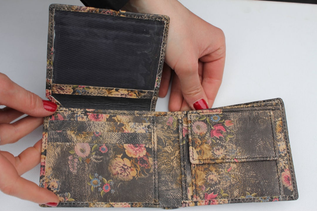 Traditional Style Wallet, Trifold, Unisex, Alberta Wallet Floral 21 ...
