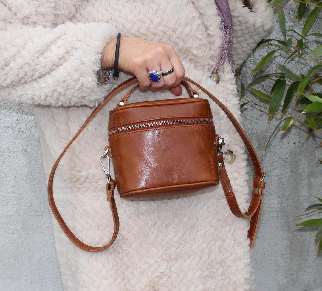 Top Handle Barrel Bag,mini Barrel Zipped Tan Leather,small Tan Barrel ...