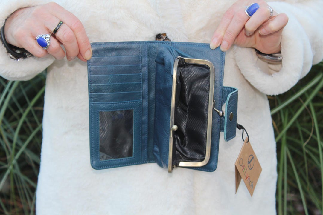 Blue Leather Kiss Lock Wallet, Clasp Wallet With Middle Purse, Card ...