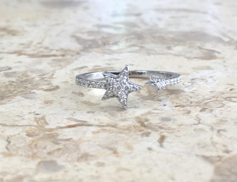 On Sale Statement Ring Star Shape 14k White Gold With Diamonds ...