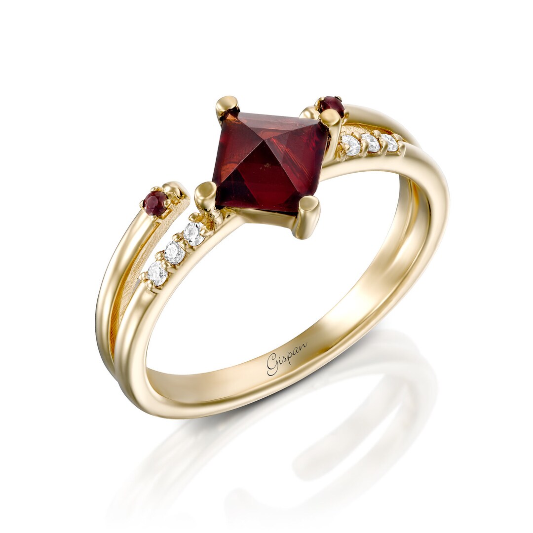 Garnet Ring 14k Yellow Gold Princess Cut Red Garnet White Diamonds ...