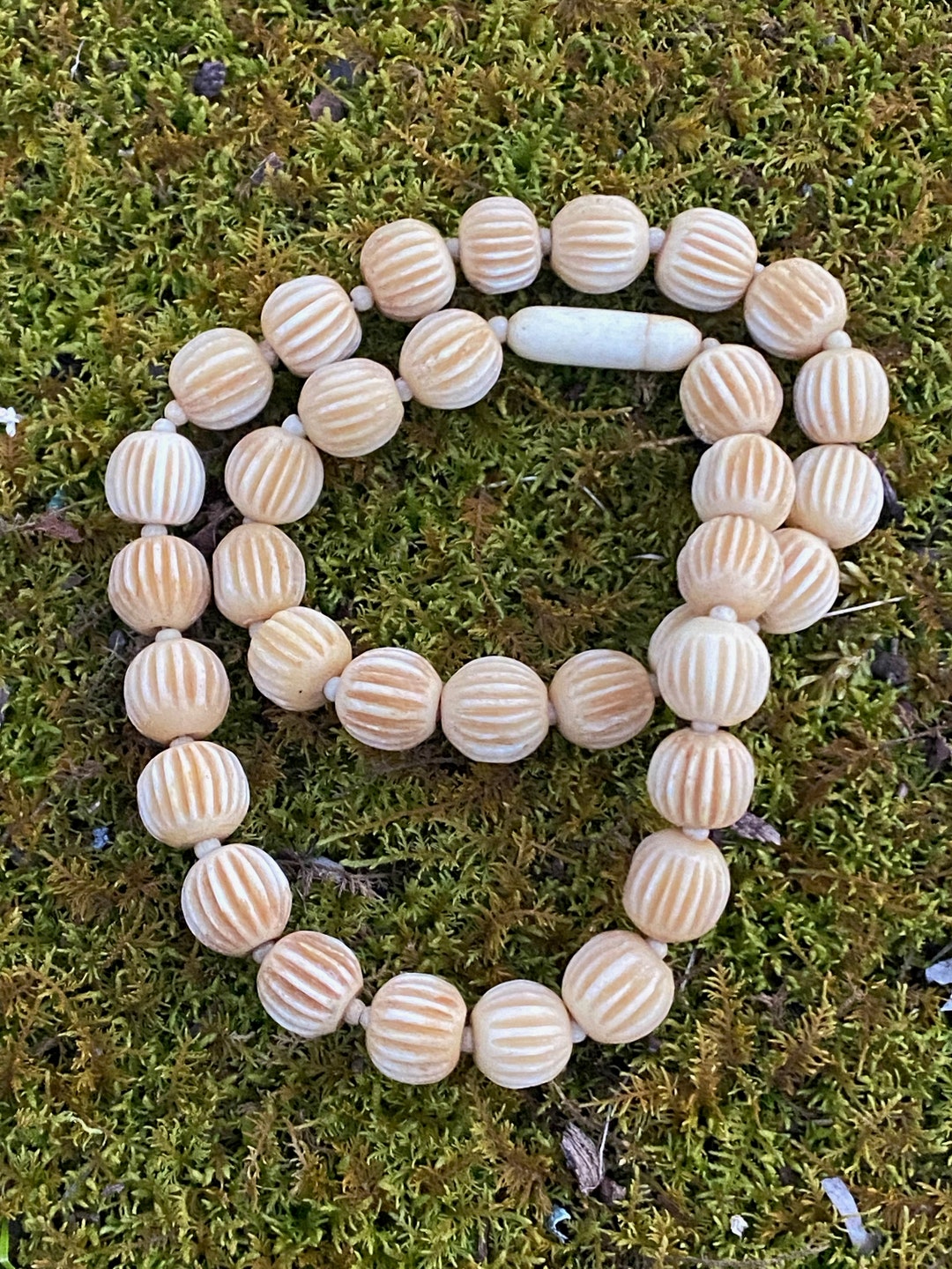 Vintage Melon Necklace - Etsy