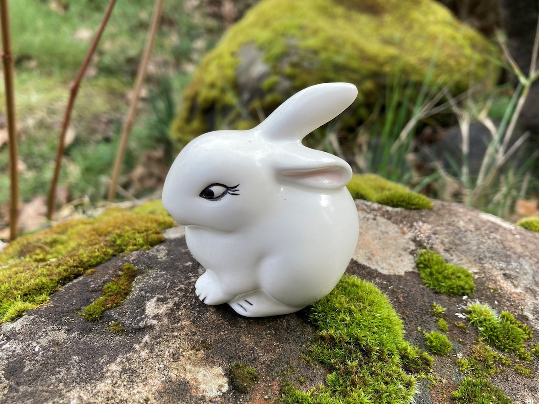 Cute Vintage Small 2.25" Ceramic White Bunny Rabbit Figurine (easter ...