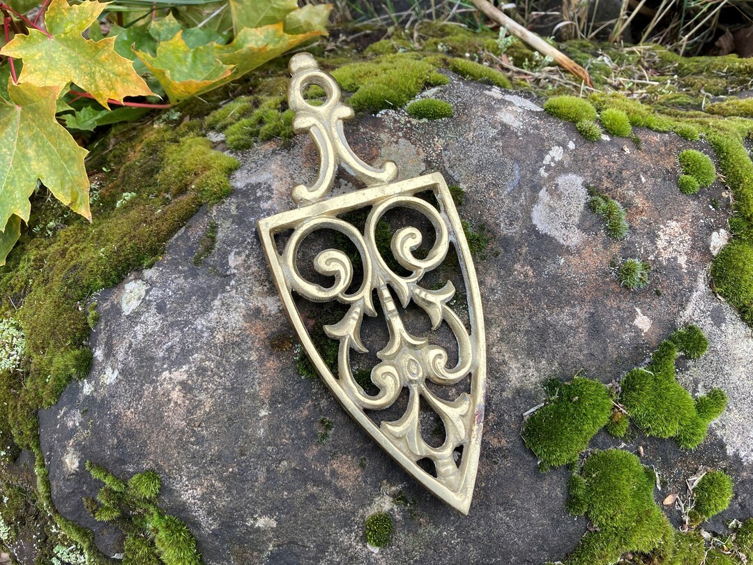 Vintage Solid Brass Handled Trivet W/ Ornate Scrollwork (made in Japan ...