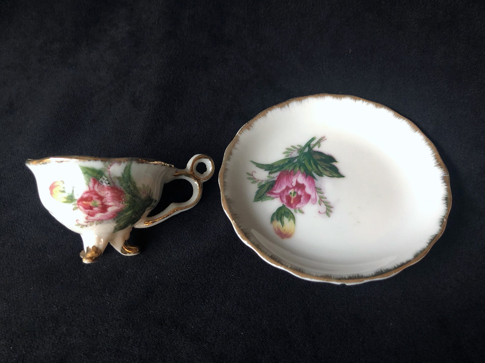 Vintage Miniature/child-sized Porcelain 3-footed Teacup and Saucer With ...