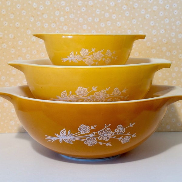 Pyrex Bowls - Etsy
