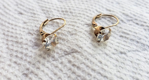 Clear Stone and Gold colored Earrings ZZ 418 set U Estate Vintage FREE USA Shipping