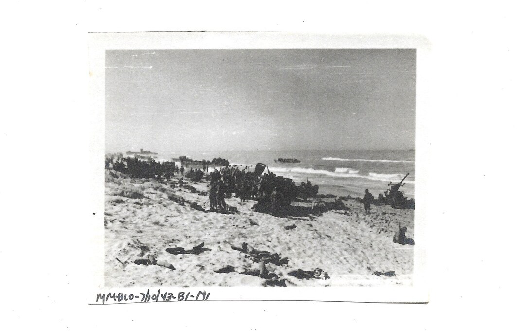 Beachhead 2 Italy, Small WWII War Photograph, Rome and Naples Area ...