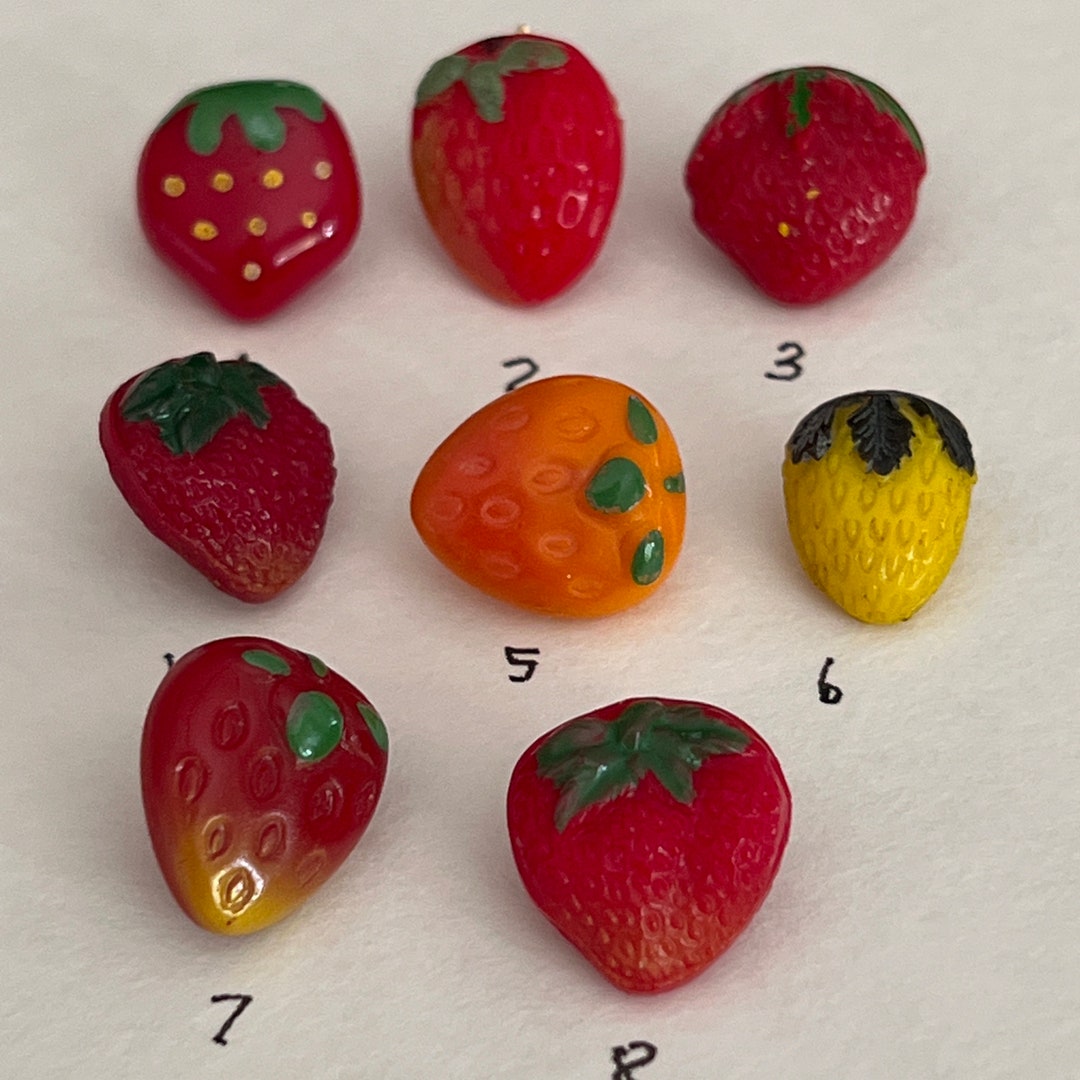 Vintage Glass Strawberry Buttons - Etsy