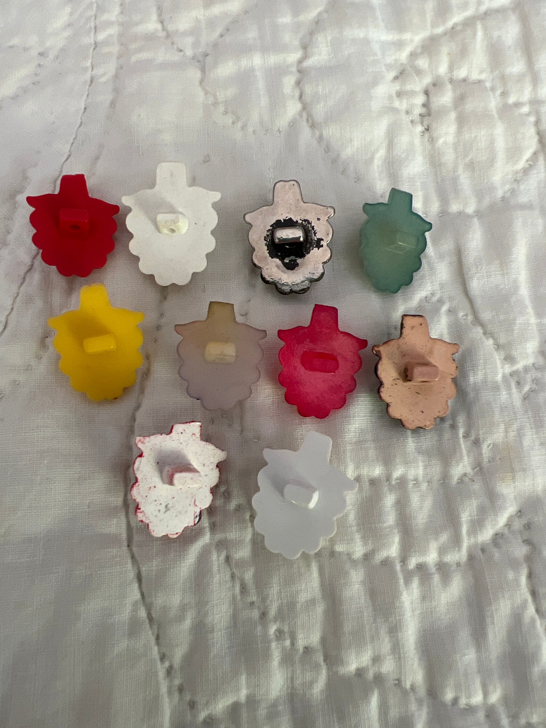 Vintage Realistic Raspberry Button - Etsy