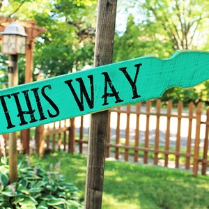 This Way That Way Directional Signs, Hand Painted Distressed Wooden ...