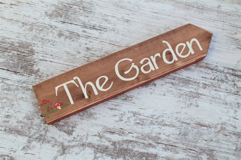 Miniature Wooden Signs for Bookshelf and Tiered Tray Gnome - Etsy