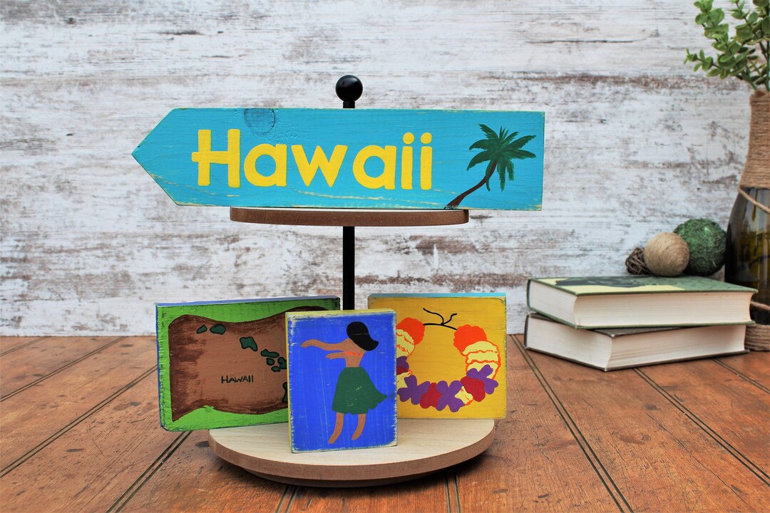 Miniature Hawaii Wooden Signs / Small Hand Painted Signs for Tiered ...