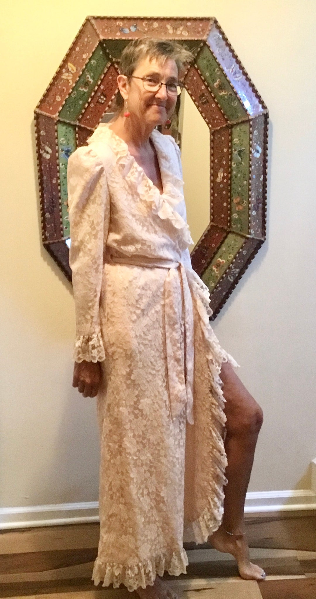 Vintage Chiha Lace Ruffled Long Robe / SZ P / Lingerie / Victorian ...