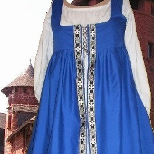 Renaissance Dress Medieval Costume Celtic Irish Style Sca Garb Etsy