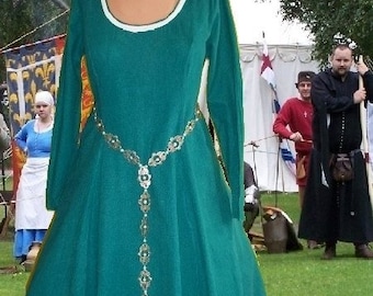 Renaissance Costume SCA Garb Medieval Gown 6 Gore Cotehardie Kirtle ...