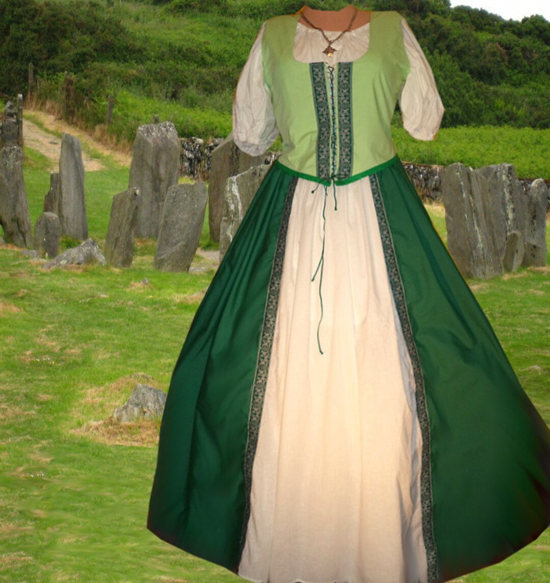 Renaissance Gown Medieval Costume Celtic SCA Garb Irish Greens Frt-lcg ...
