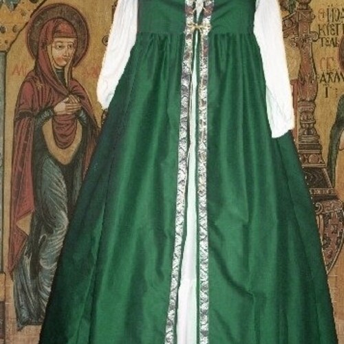 Renaissance Dress Medieval Costume Celtic Irish Style Sca Garb Etsy